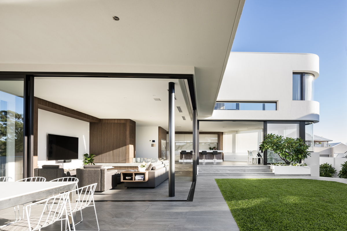 Seamless Views Product or Design Projects - Avanti Glass & Aluminium